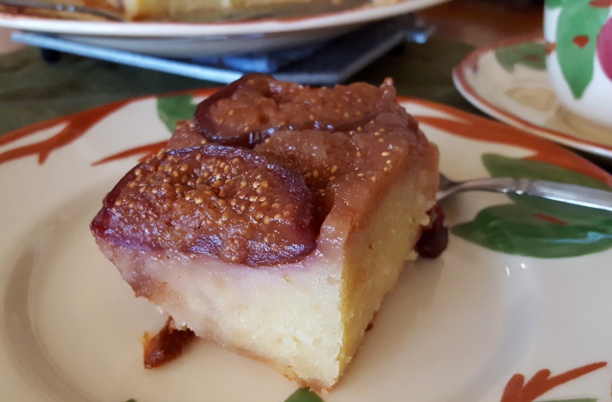Fresh Fig & Honey Yiaourtopita (Greek Yogurt Cake) – Mostly Greek